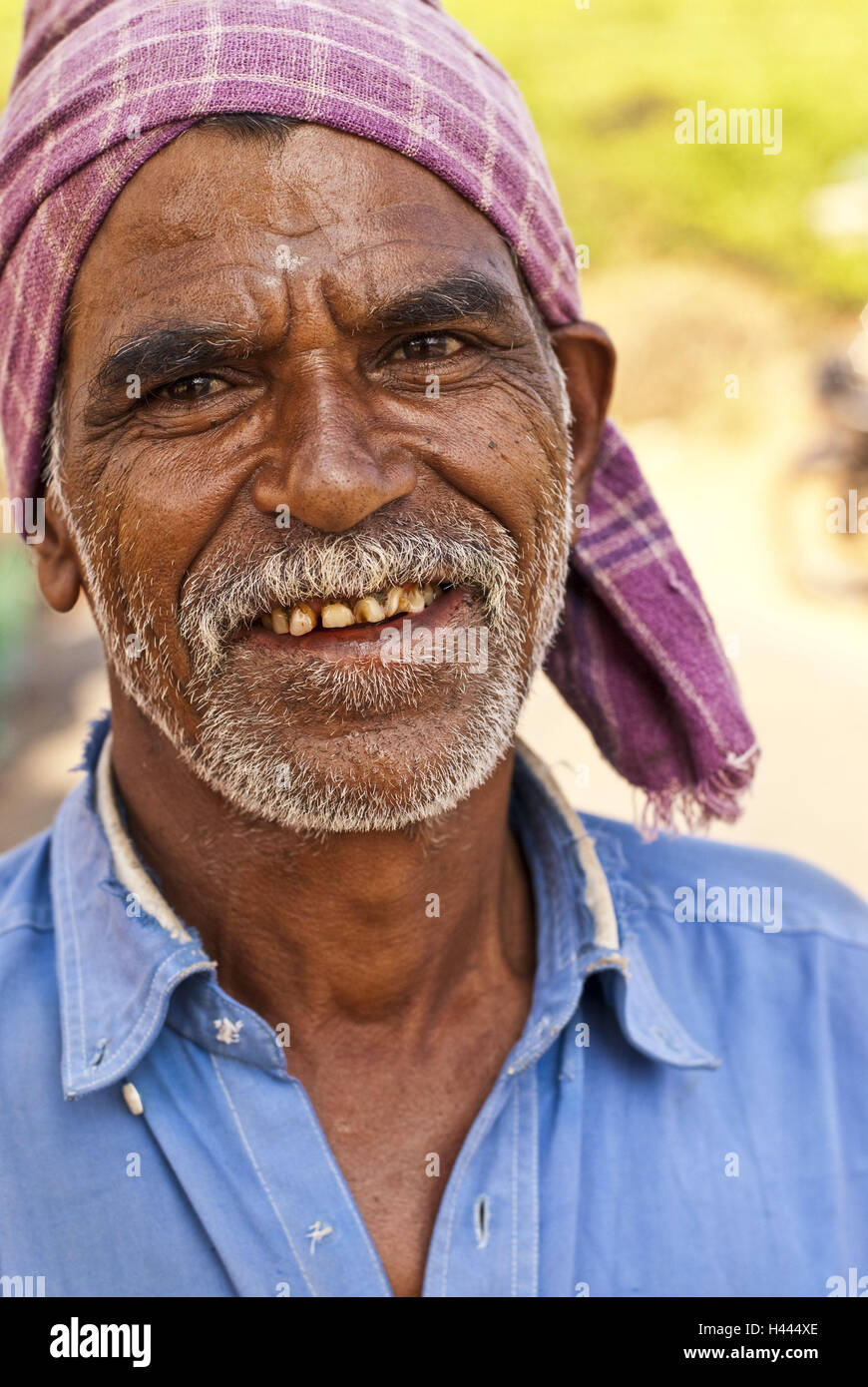 Portrait dark skinned indian man hi-res stock photography and images ...