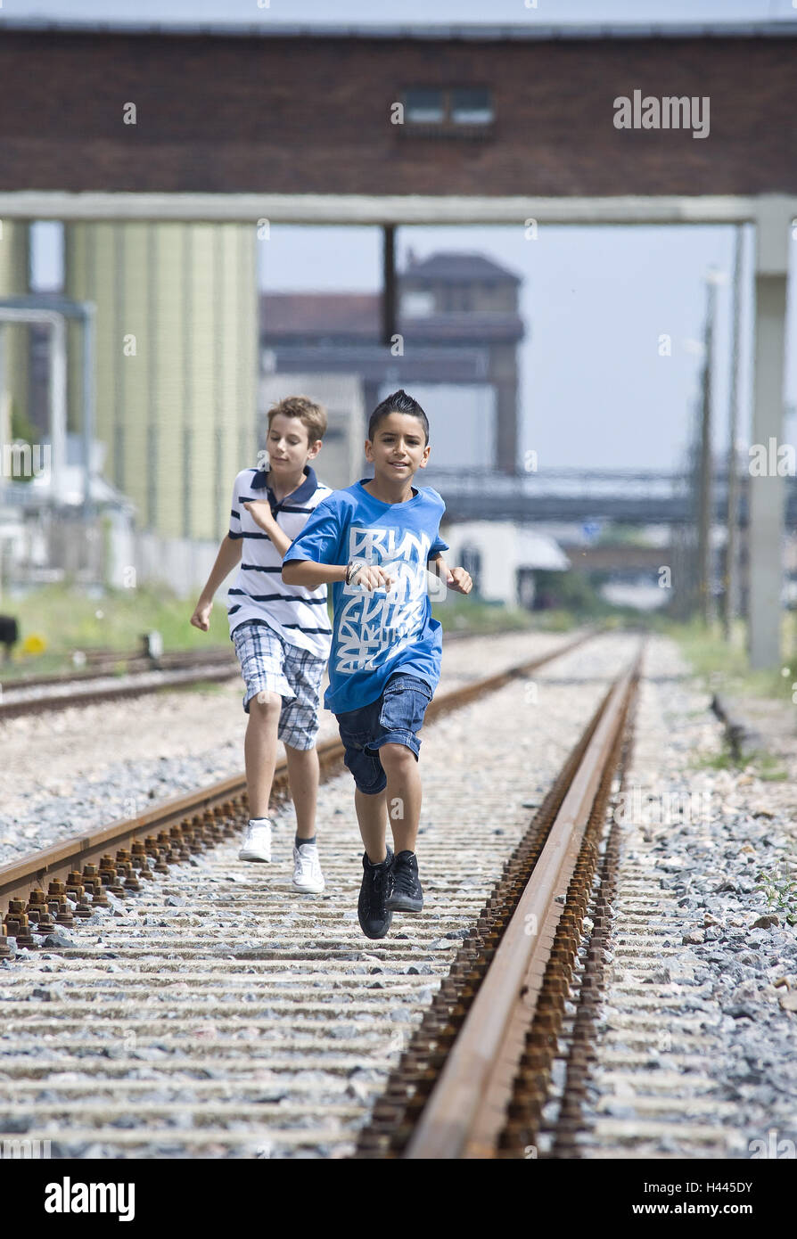 Two rails run hi-res stock photography and images - Alamy