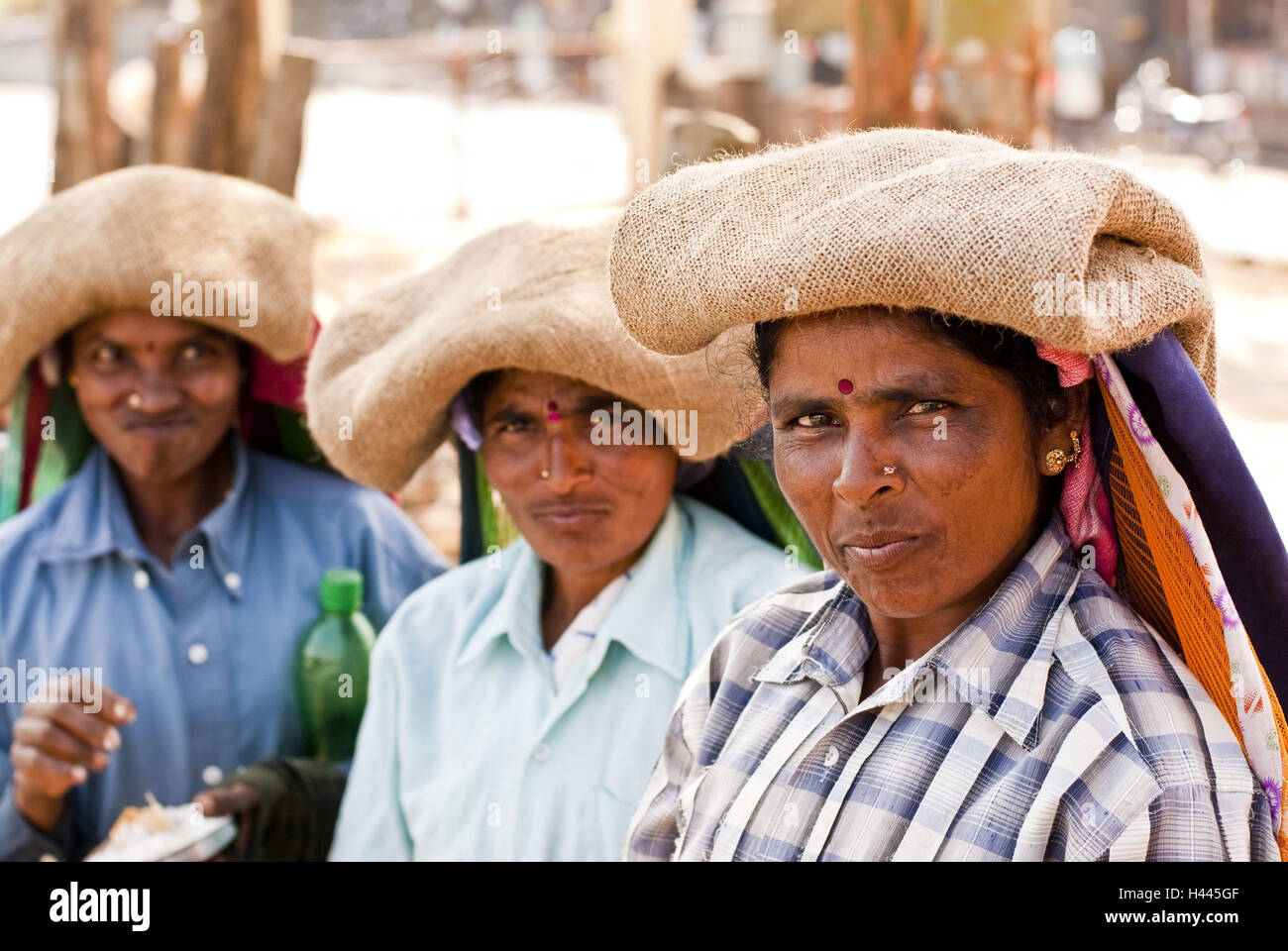 Indian tea picker hi-res stock photography and images - Alamy