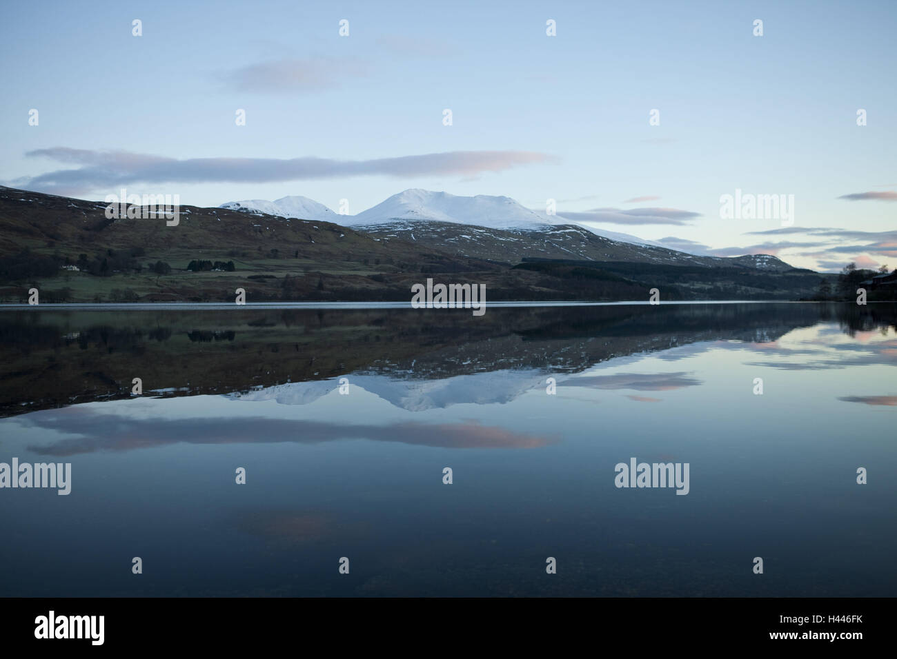 Loch tay close to killin hi-res stock photography and images - Alamy