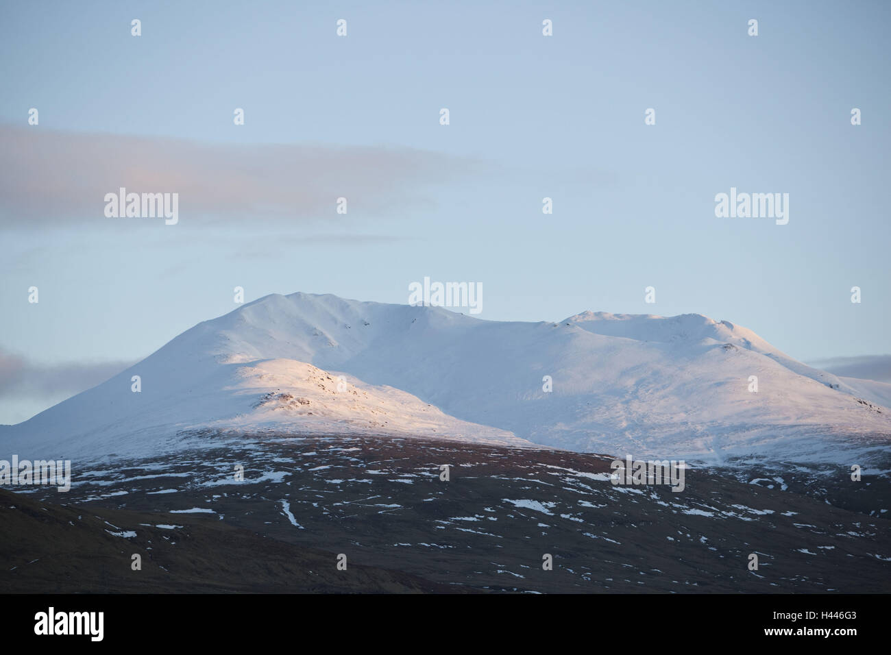 Scotland, Perth and Kinross, Highlands, Loch Tay, close Killin, Ben ...