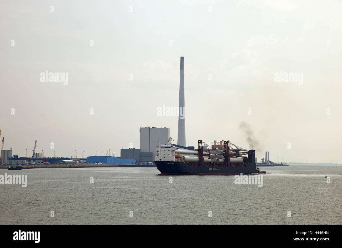 Harbour, freighter, factory Stock Photo - Alamy