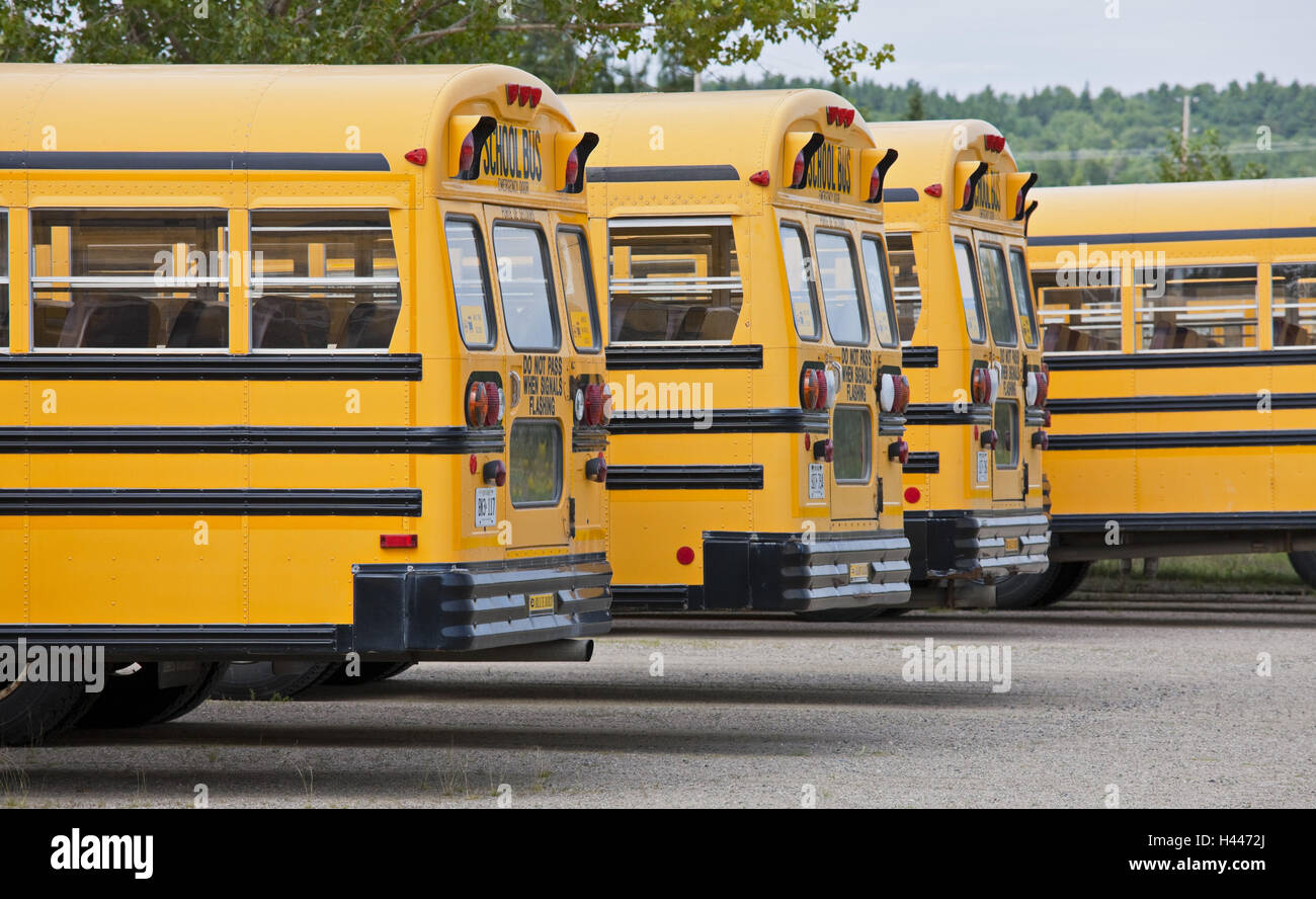 Yellow coaches hi-res stock photography and images - Alamy