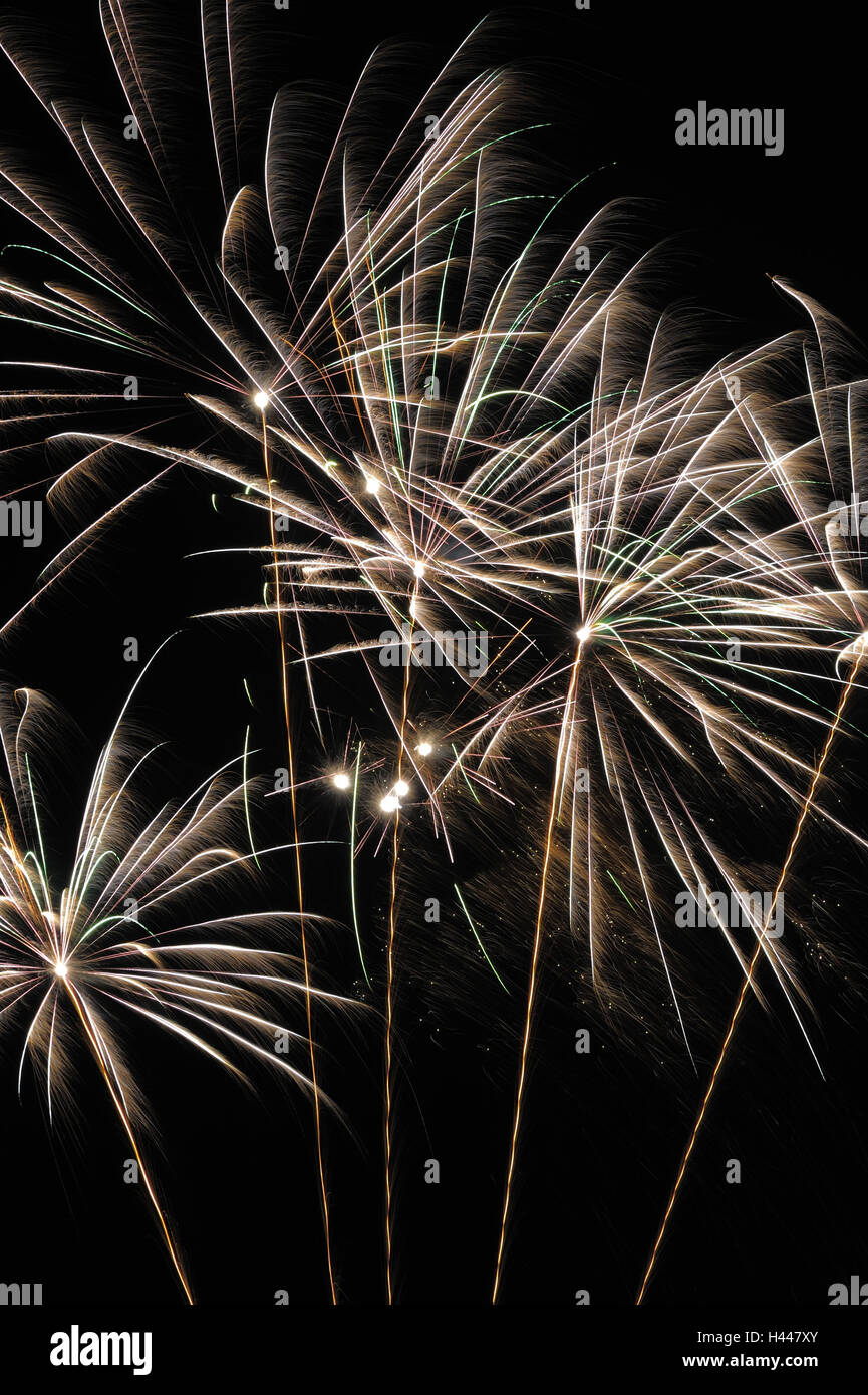 Fireworks new years eve hi-res stock photography and images - Alamy