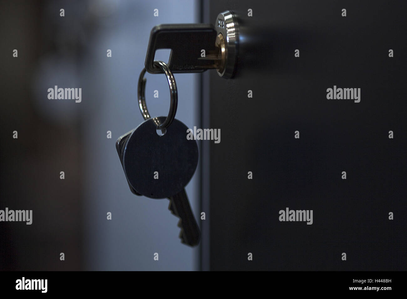 Locker, key, medium close-up Stock Photo - Alamy