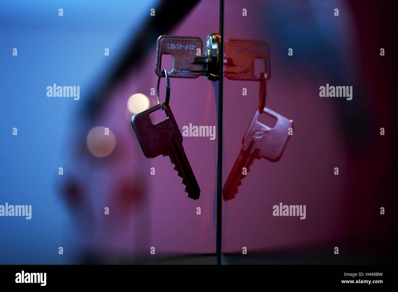 Locker, key, medium close-up Stock Photo - Alamy