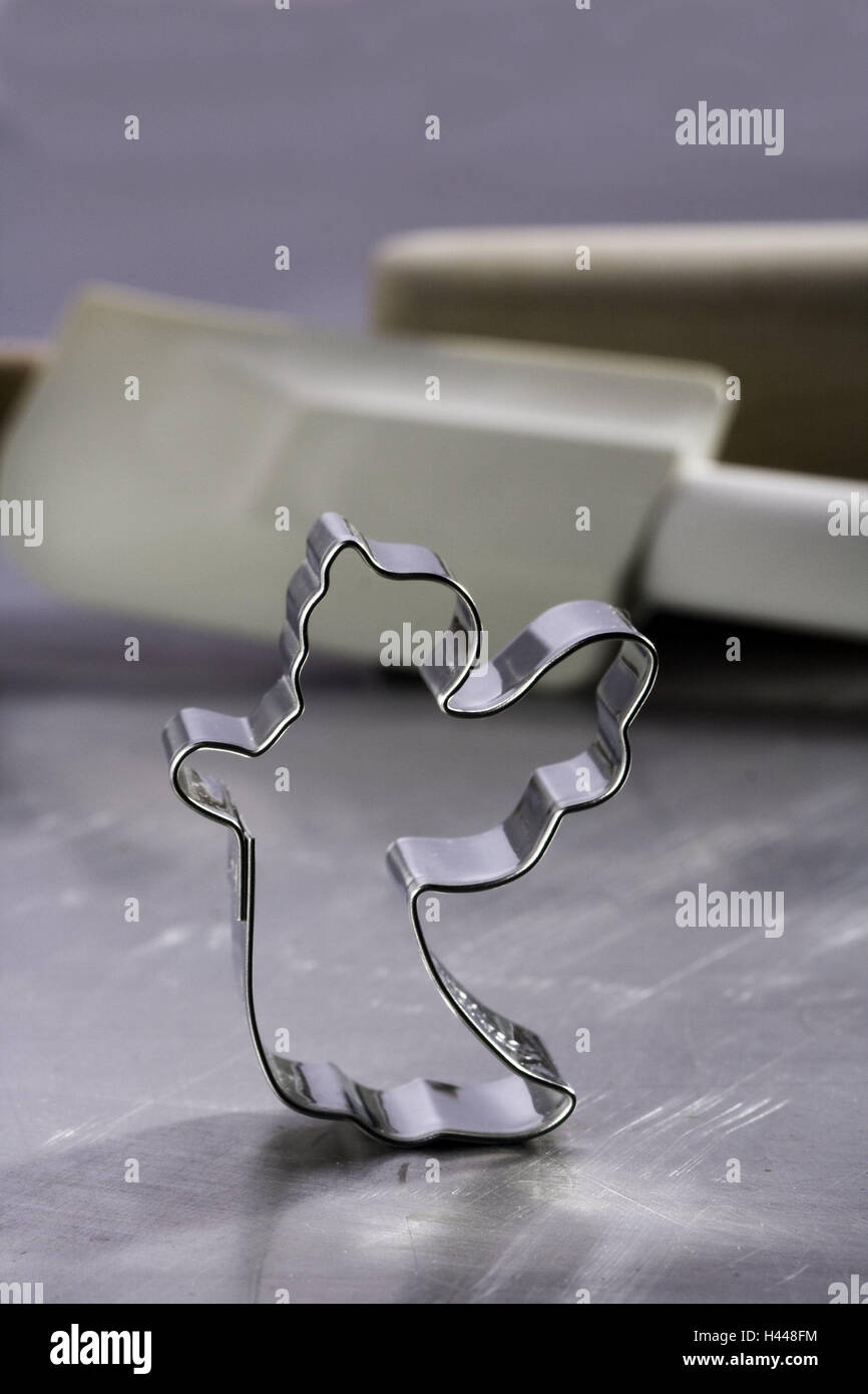 Form cutters hi-res stock photography and images - Alamy