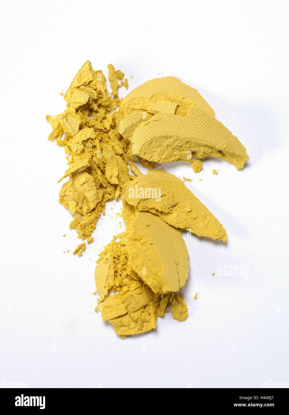 Eye shadow, crumbs, yellow Stock Photo - Alamy
