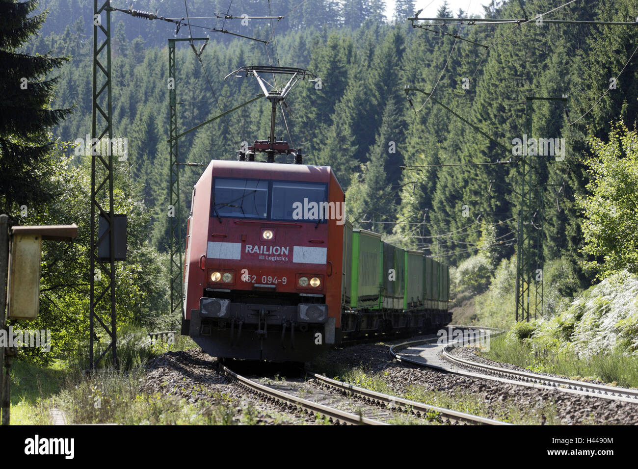 Goods train, locomotive class 152, trajectory, rail transport ...