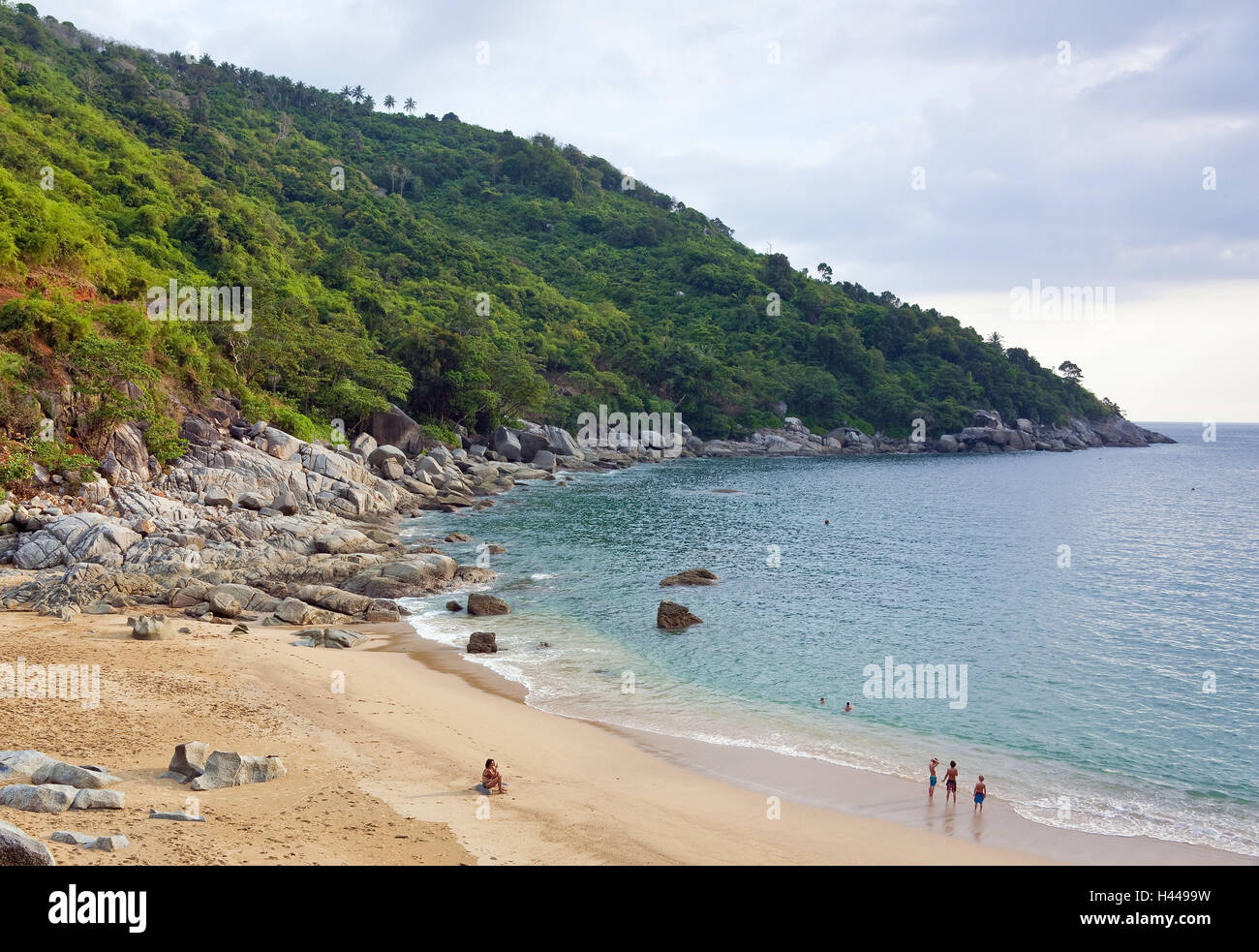 Beach bathers hi-res stock photography and images - Alamy