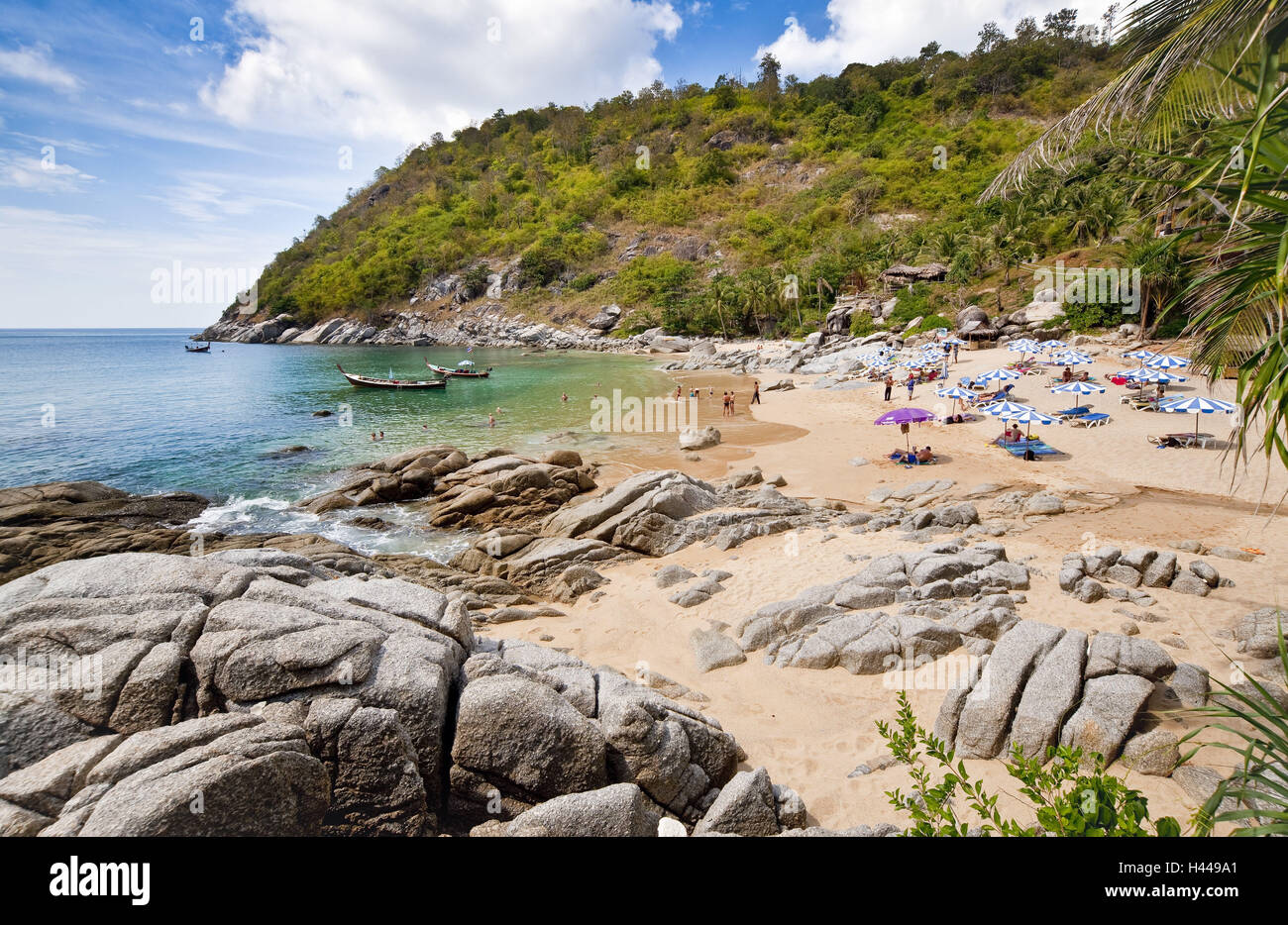 Beach bathers hi-res stock photography and images - Alamy