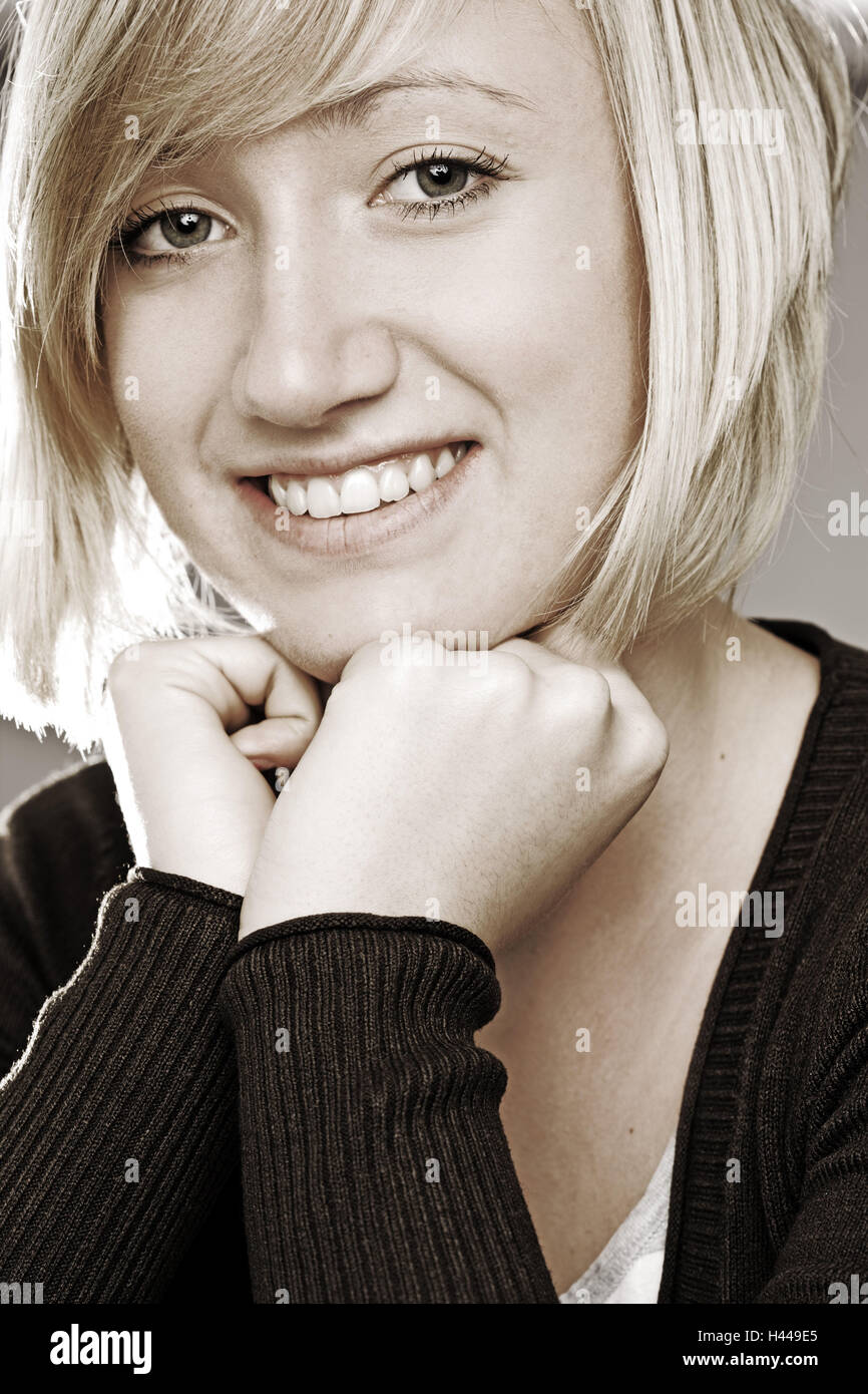 Teenager's girls, blond, portrait, curled Stock Photo - Alamy Teenager's girls, blond, portrait, curled Stock Photo - Alamy