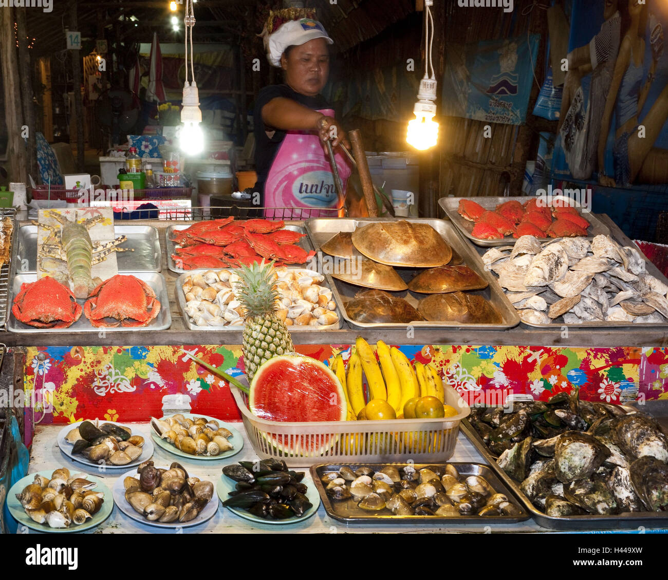 Thailand, island Phuket, Rawai Beach, cooking cuisine, Seafood, cook ...