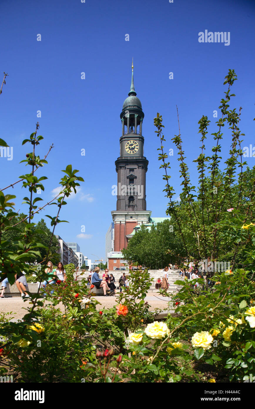 Church saint michaelis hi-res stock photography and images - Alamy