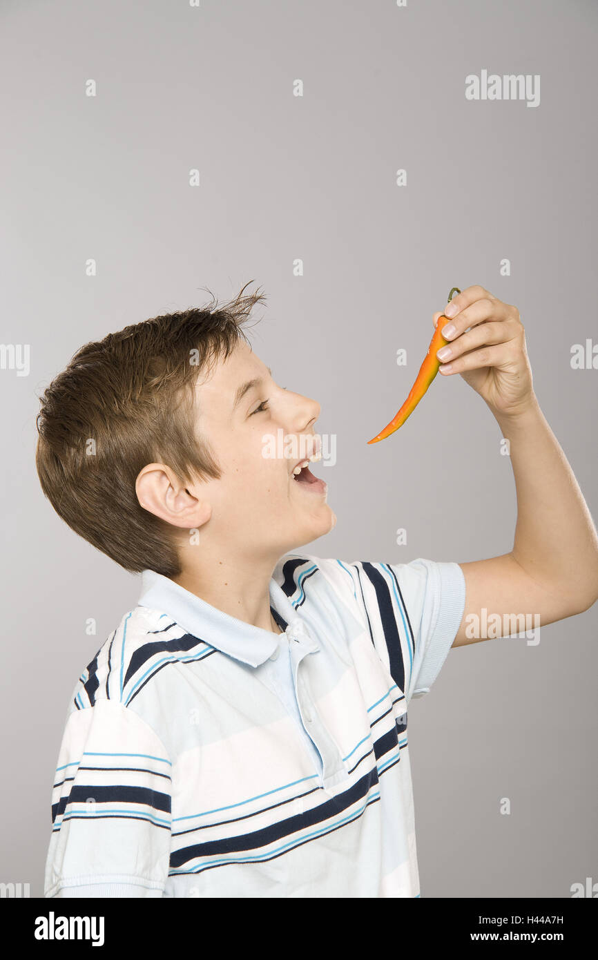 Teenagers, boy, chilli, eat, portrait, at the side, people, child ...