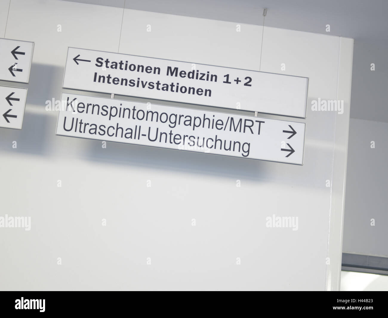 Information sign, clinic, station, medicine, magnetic resonance ...