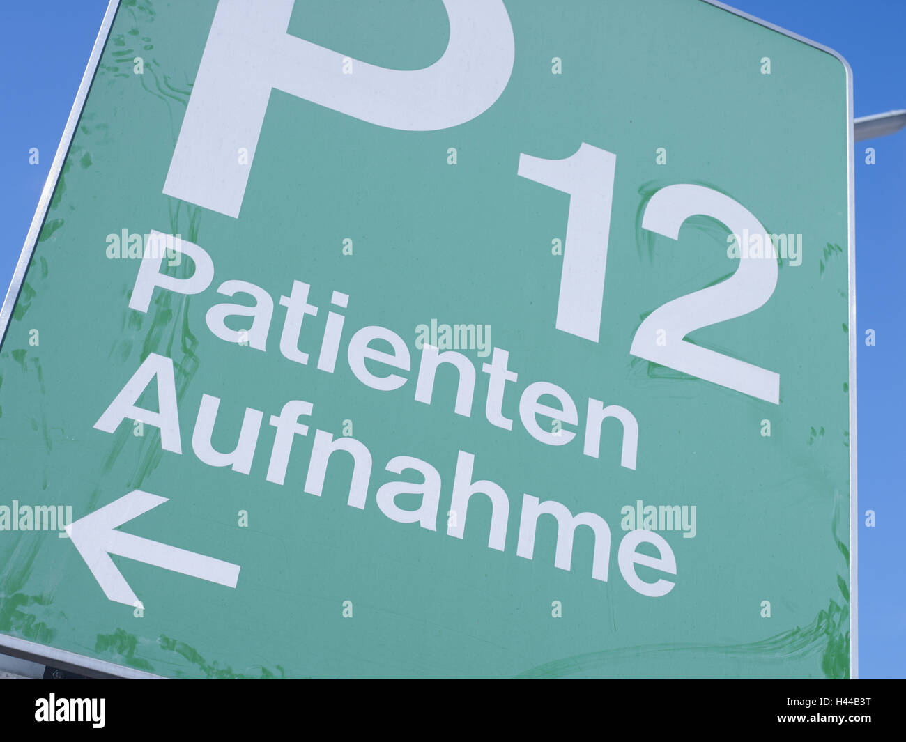 Patients parking lots hi-res stock photography and images - Alamy