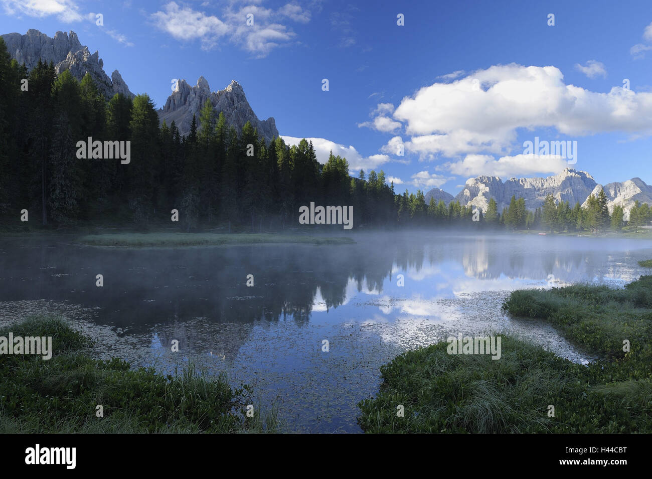 Italy, South Tyrol, the Dolomites, mountain landscape, Antornosee ...