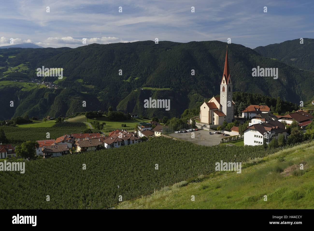 Italy, South Tyrol, to rides, Unterinn, local view, church, summer ...