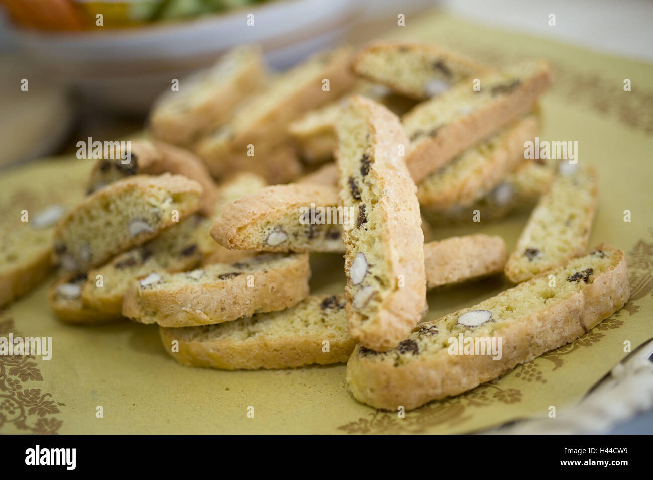 Italian tonsil cake, Cantuccini, cake, almond cake, Cantucci, in ...