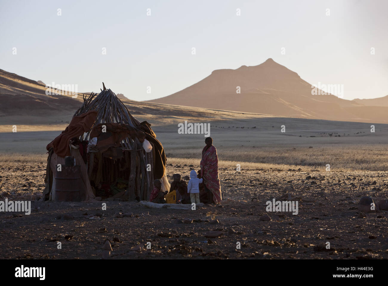 Bantu tribe hi-res stock photography and images - Alamy