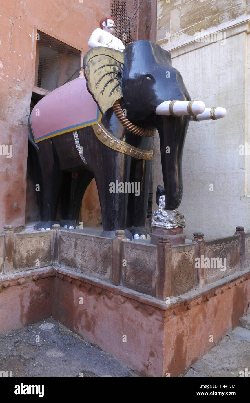 India, sculpture, elephant, bleed Stock Photo - Alamy