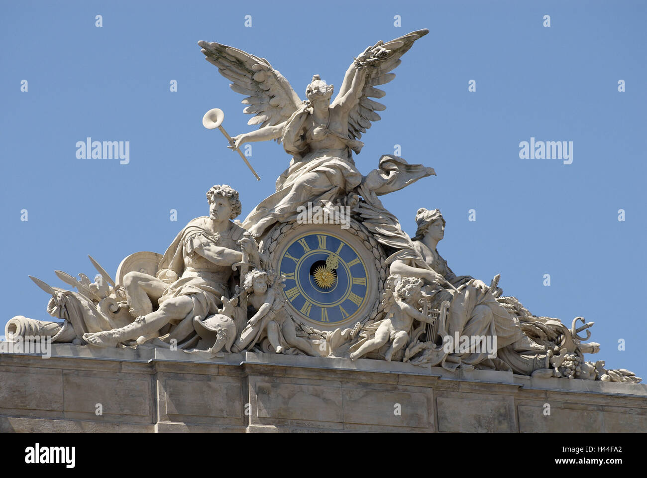 Facade, sculptures, clock, dial, pointer, figures, angels, heavens ...