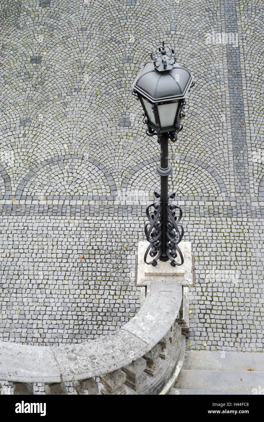 Cast iron steps hi-res stock photography and images - Alamy