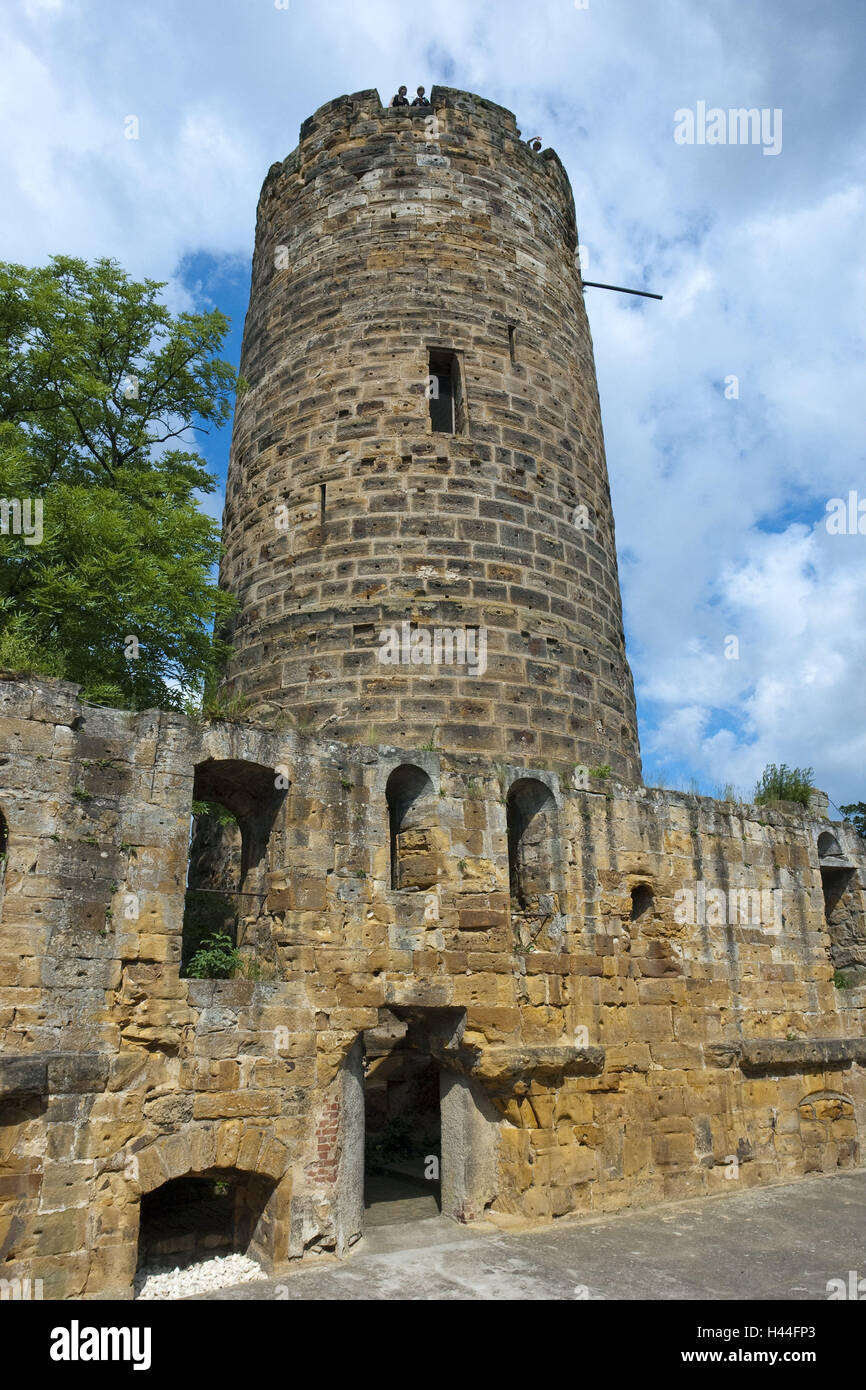 Germany, Baden-Wurttemberg, Salach, castle ruin Staufeneck, donjon ...