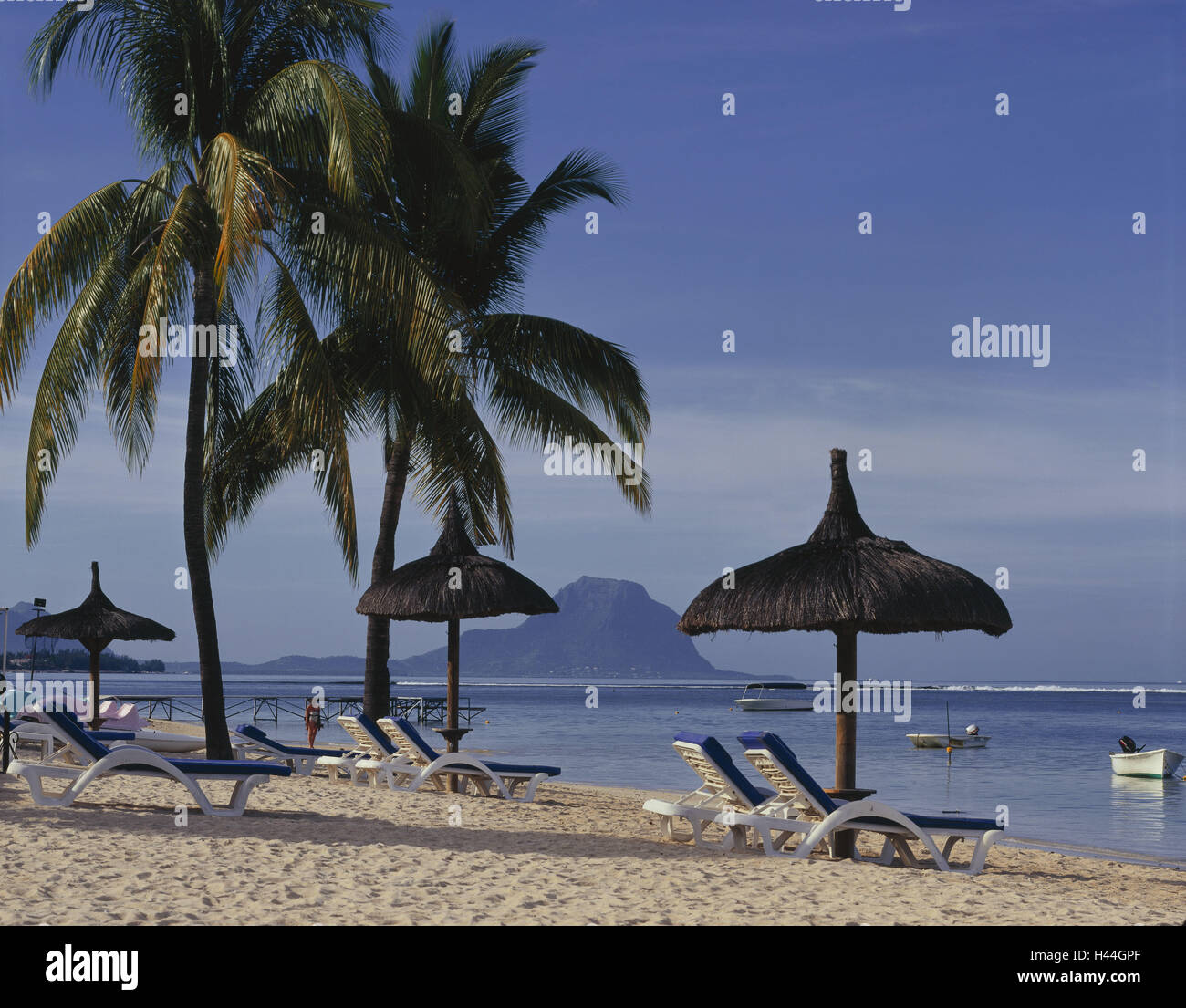 Maskarenen, island Mauritius, west coast, beach, background, Morne ...
