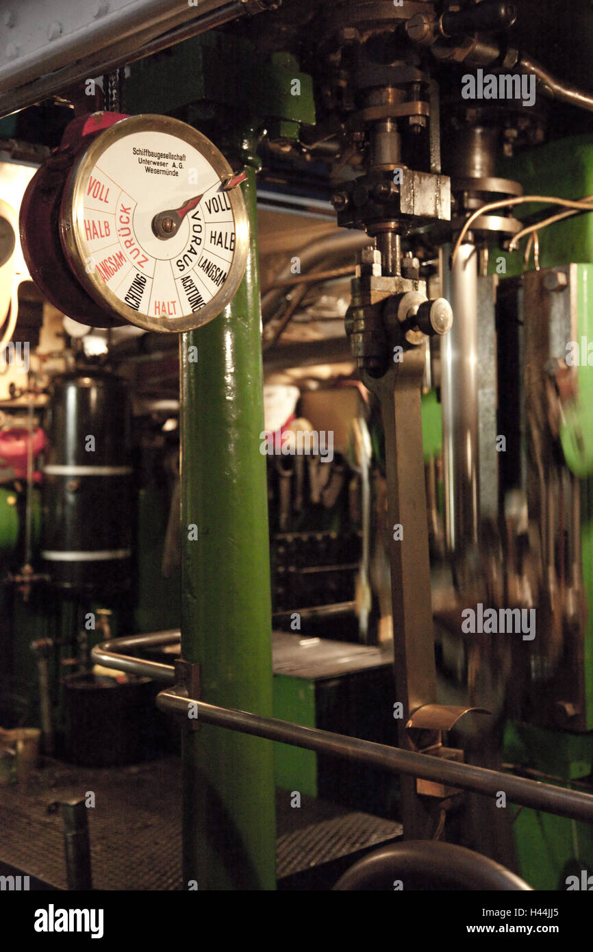 Steamboat machine hi-res stock photography and images - Alamy