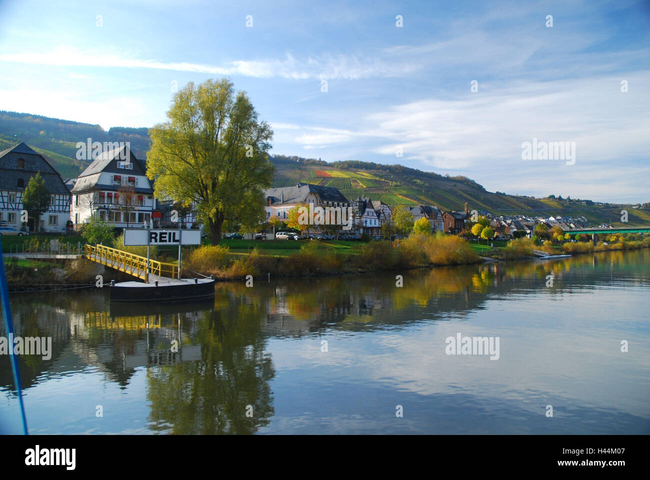 Germany, Rhineland-Palatinate, the Moselle, hermit monk country, Reil ...
