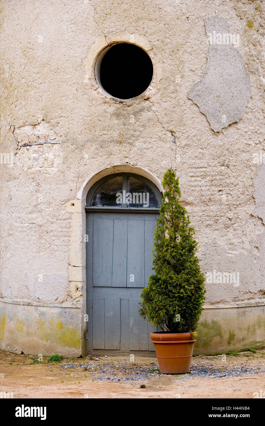 More house poorly hi-res stock photography and images - Alamy