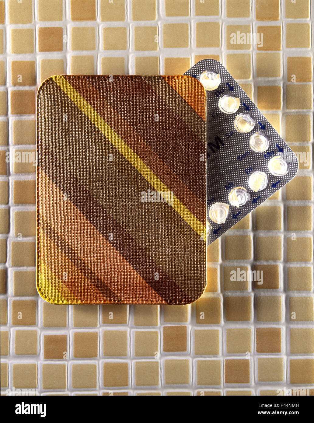 Anti baby pill hi-res stock photography and images - Alamy