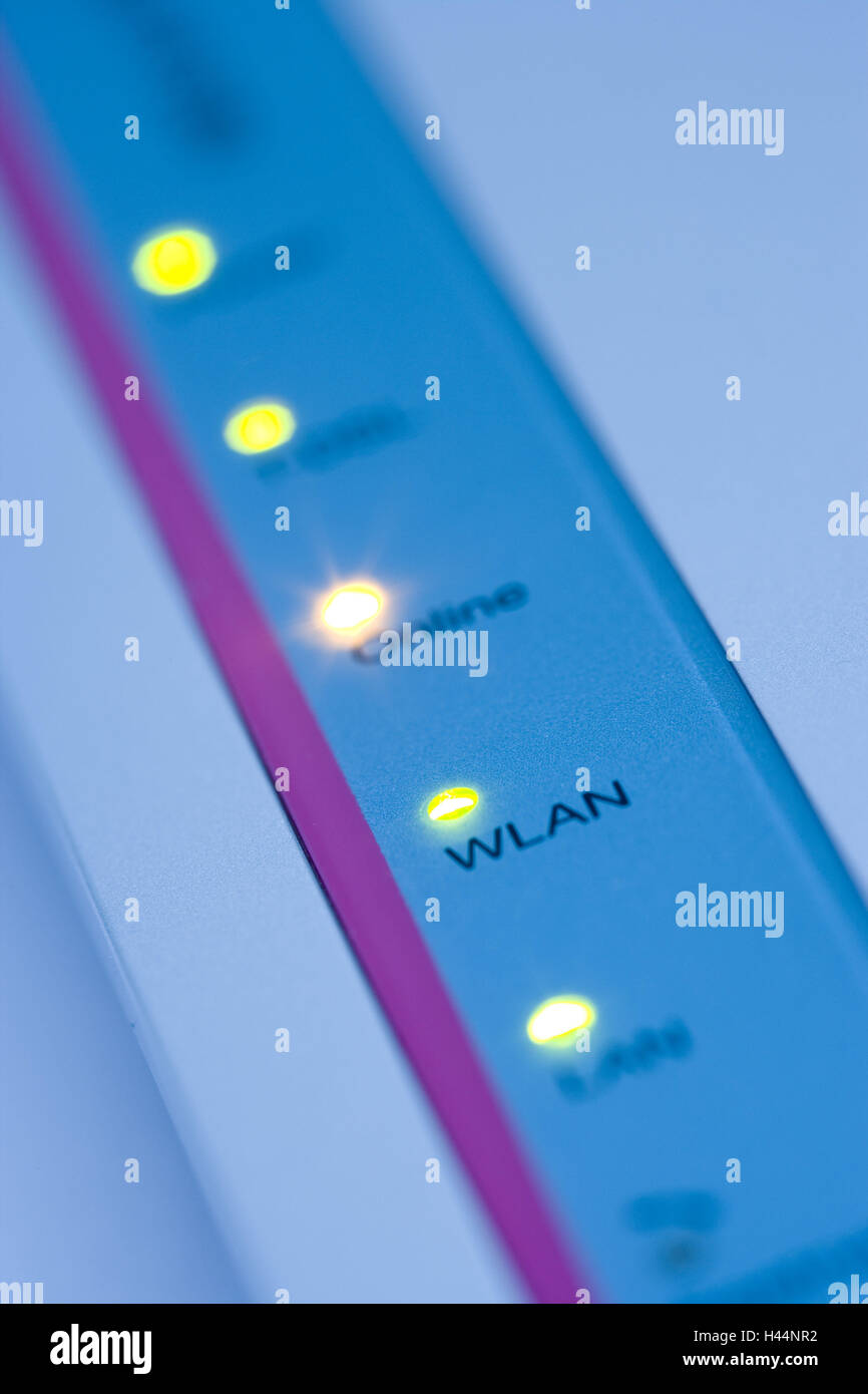 Dsl router hi-res stock photography and images - Alamy