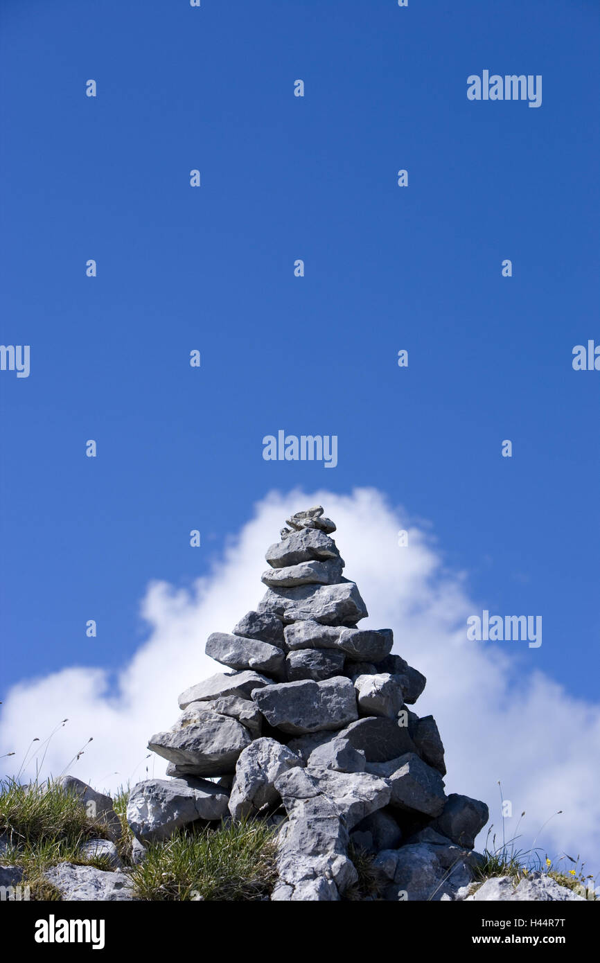 Cairn landmark hi-res stock photography and images - Alamy