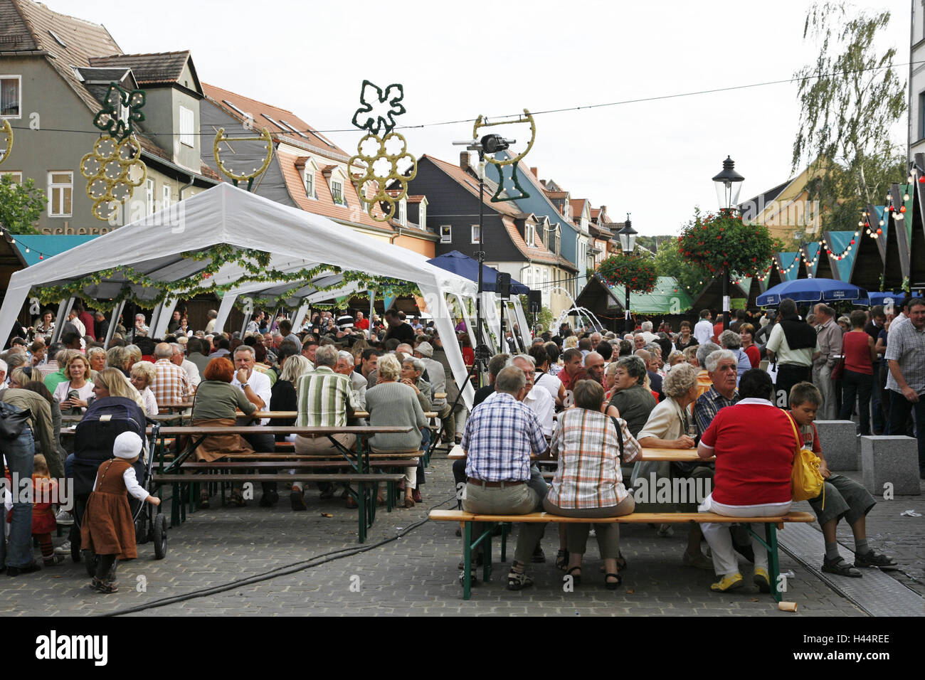 Feast of booths hi-res stock photography and images - Alamy
