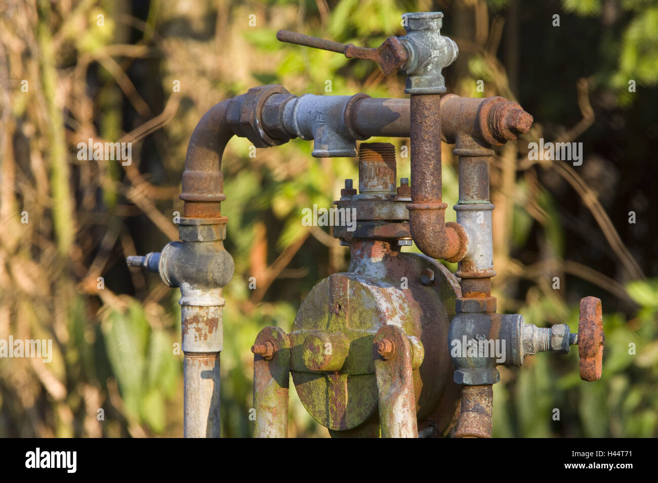 Old rusty pipes hi-res stock photography and images - Alamy