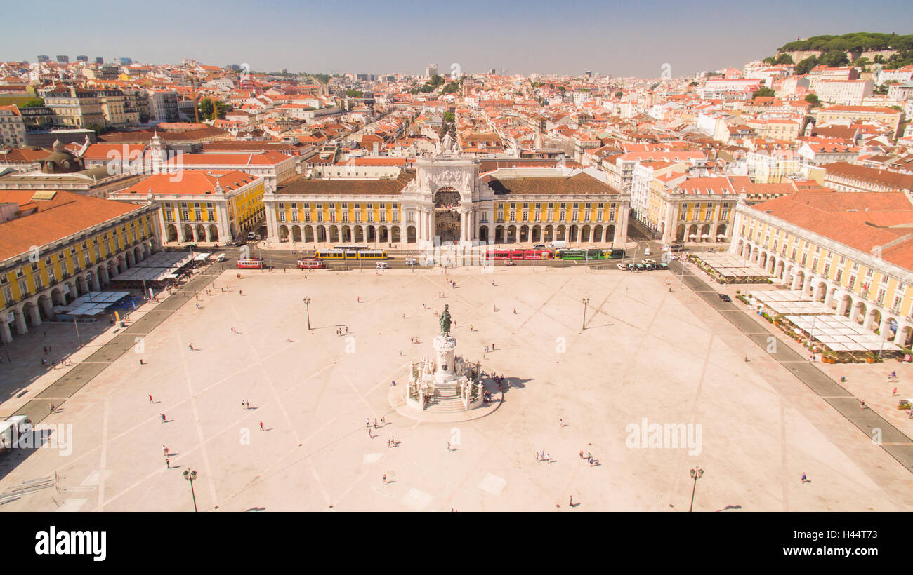 Praça do comercio lisbon hi-res stock photography and images - Alamy