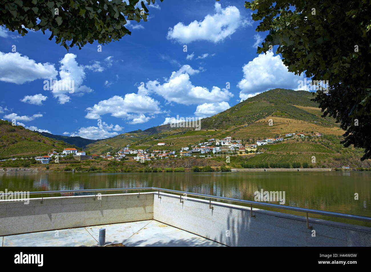 Rio douro hi-res stock photography and images - Alamy
