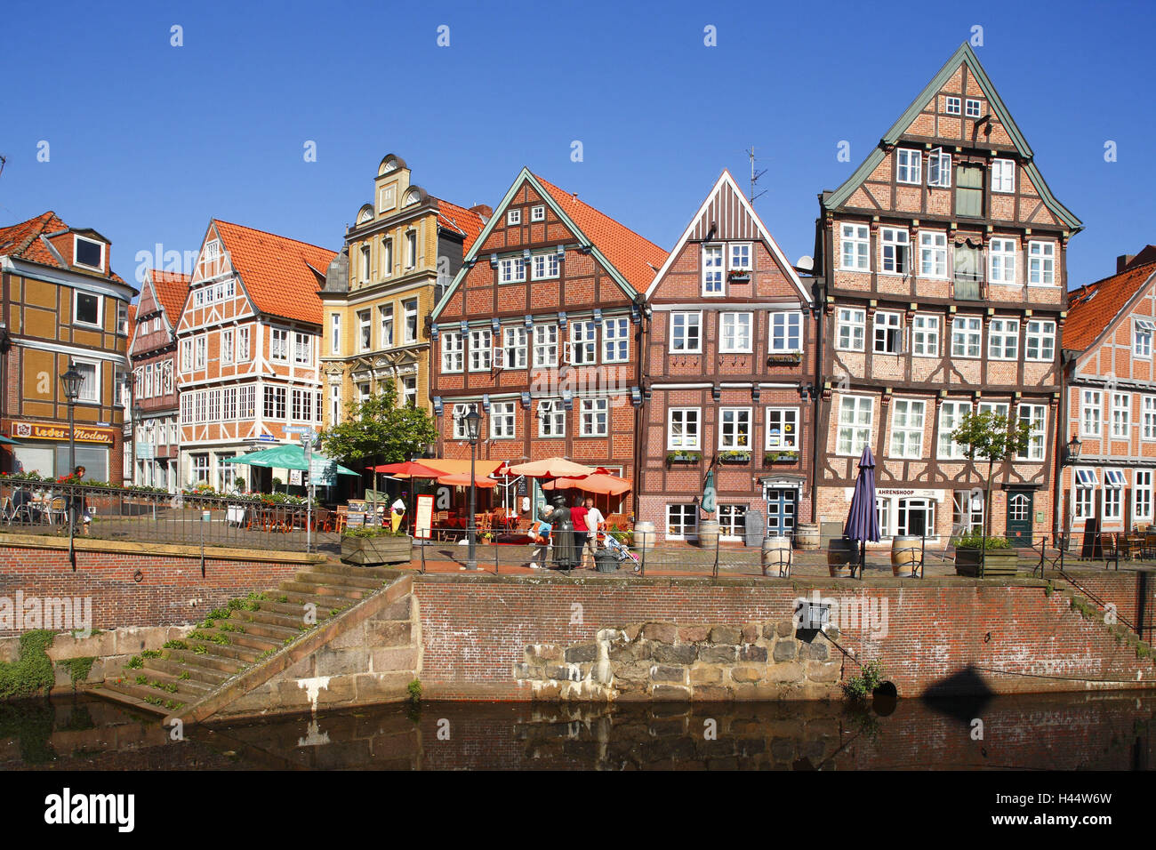 Germany, Lower Saxony, Stade, Hanse harbour with road train water west ...