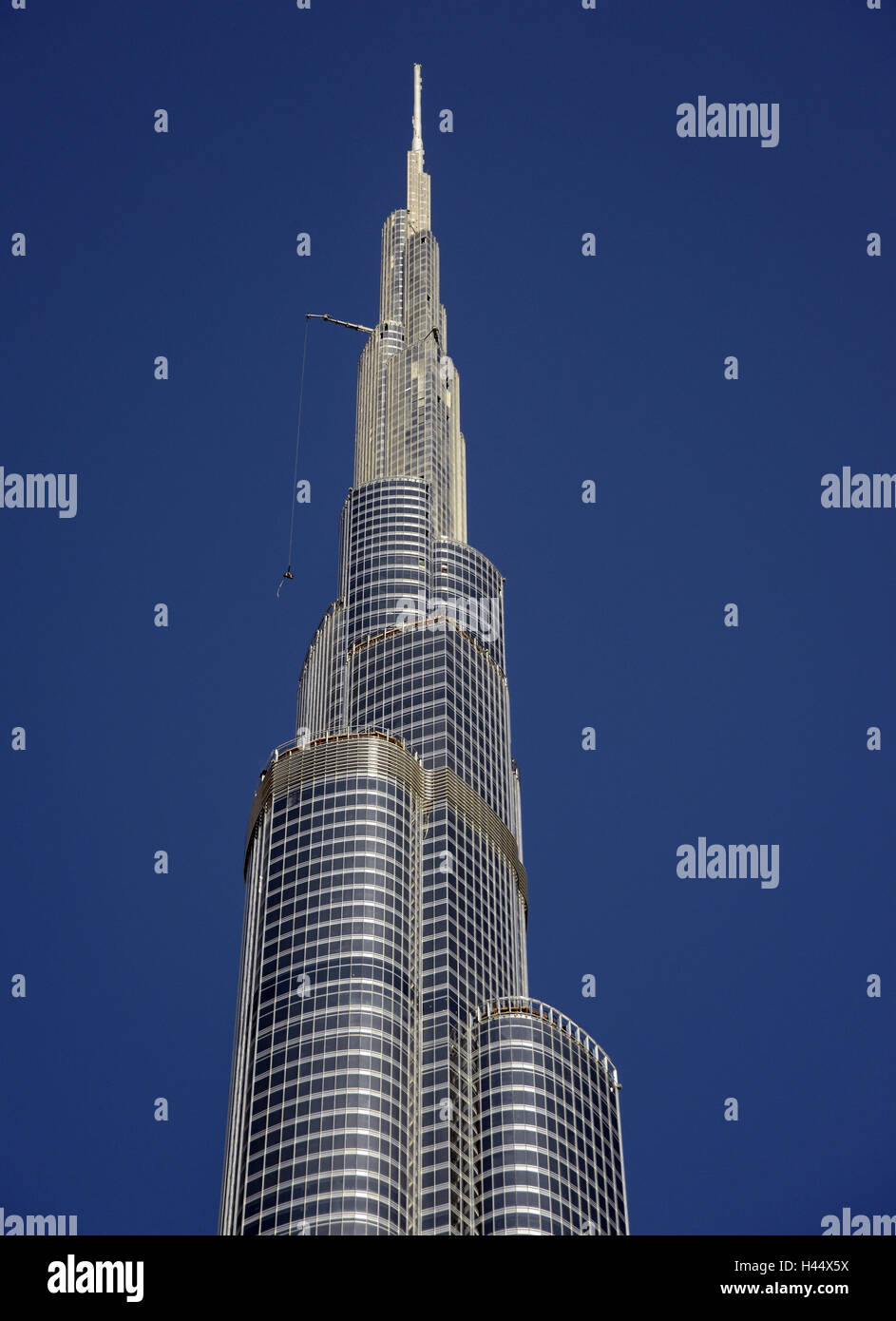 Dubai tower hi-res stock photography and images - Alamy