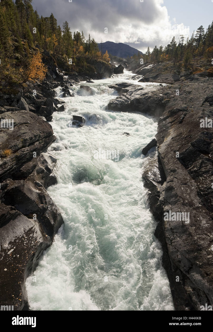 River sjoa norway hi-res stock photography and images - Alamy