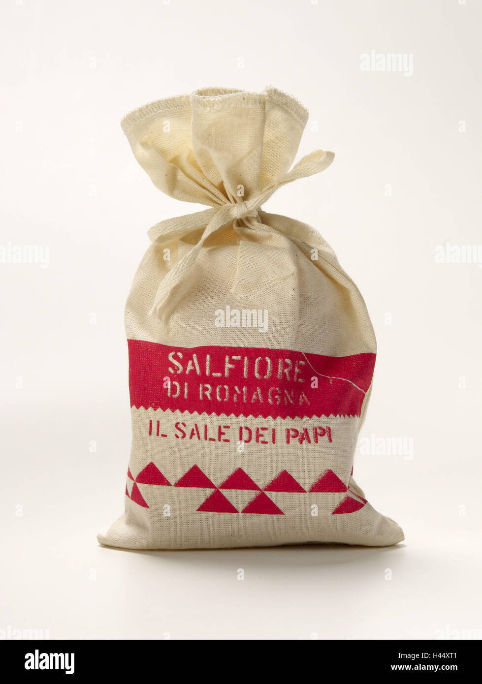 Sachets of salt hi-res stock photography and images - Alamy