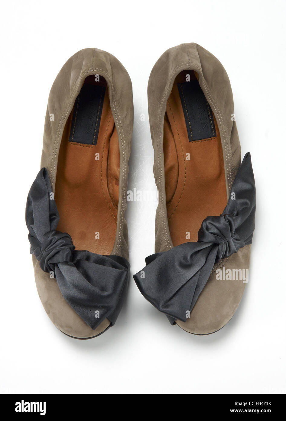 Ballerinas, suede, bow Stock Photo - Alamy