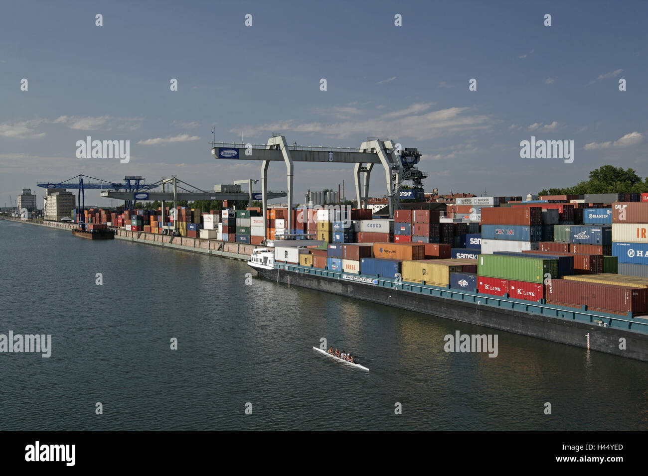 Container port river rhine mannheim hi-res stock photography and images ...