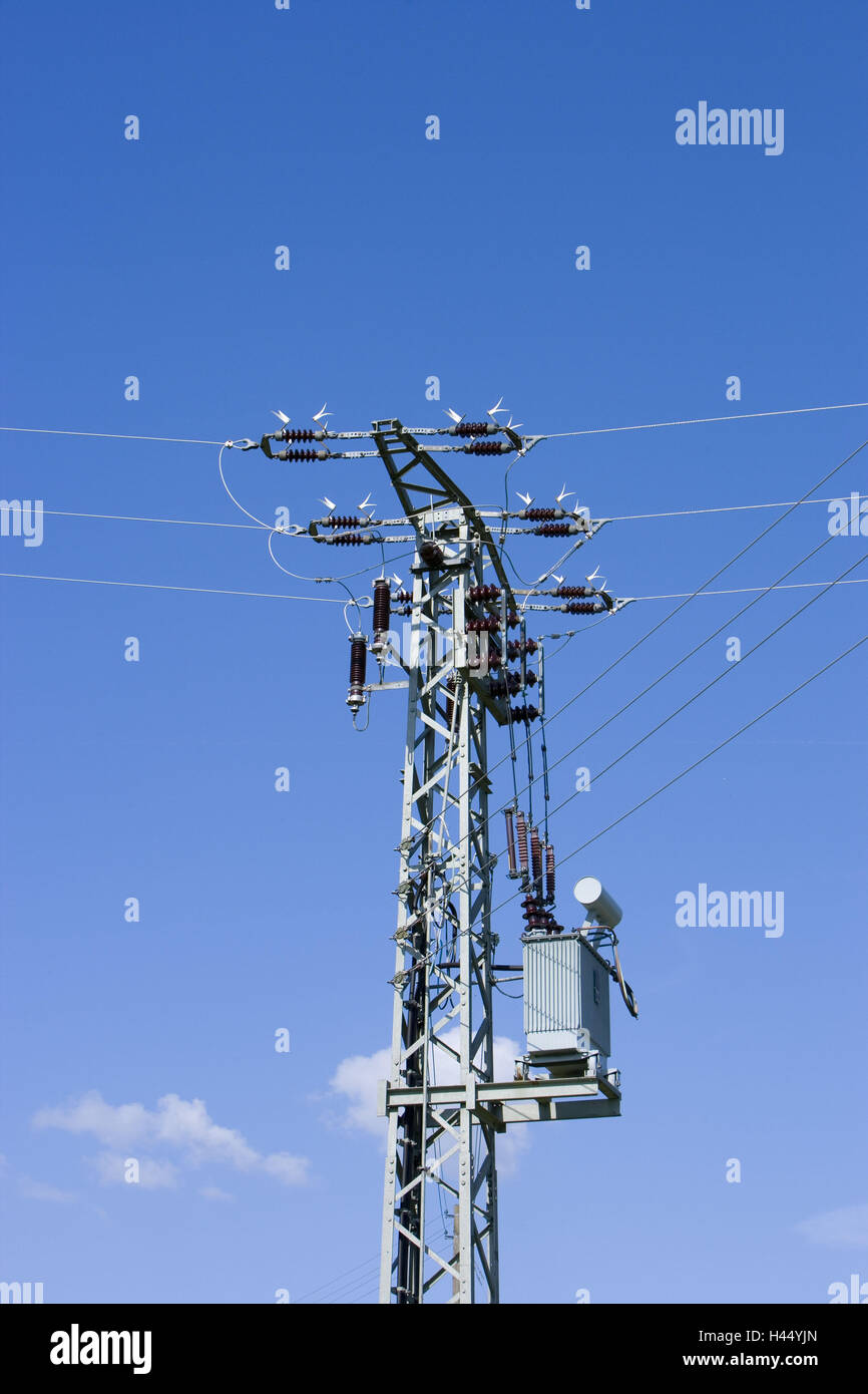 Pole transformers hi-res stock photography and images - Alamy
