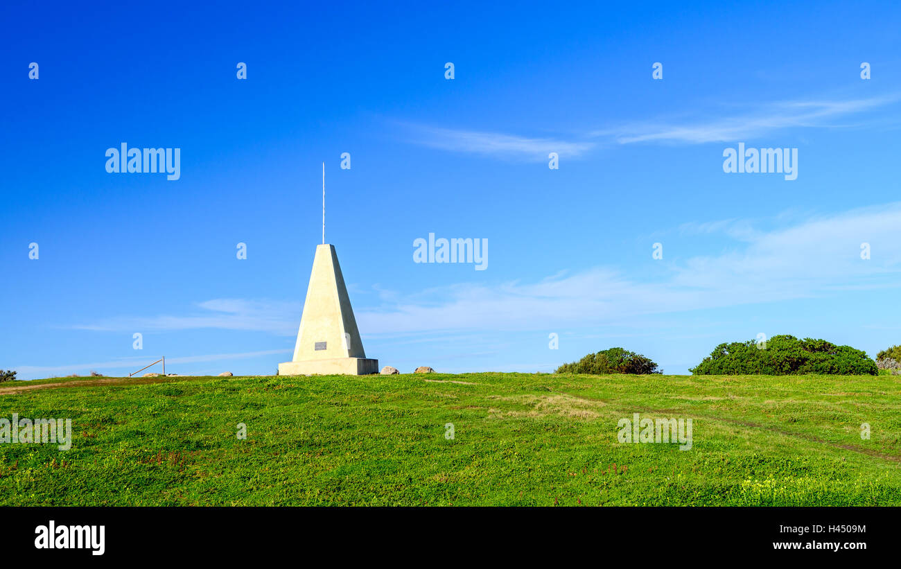 Port Elliot Obelisk at Horseshoe Bay, South Australia Stock Photo - Alamy