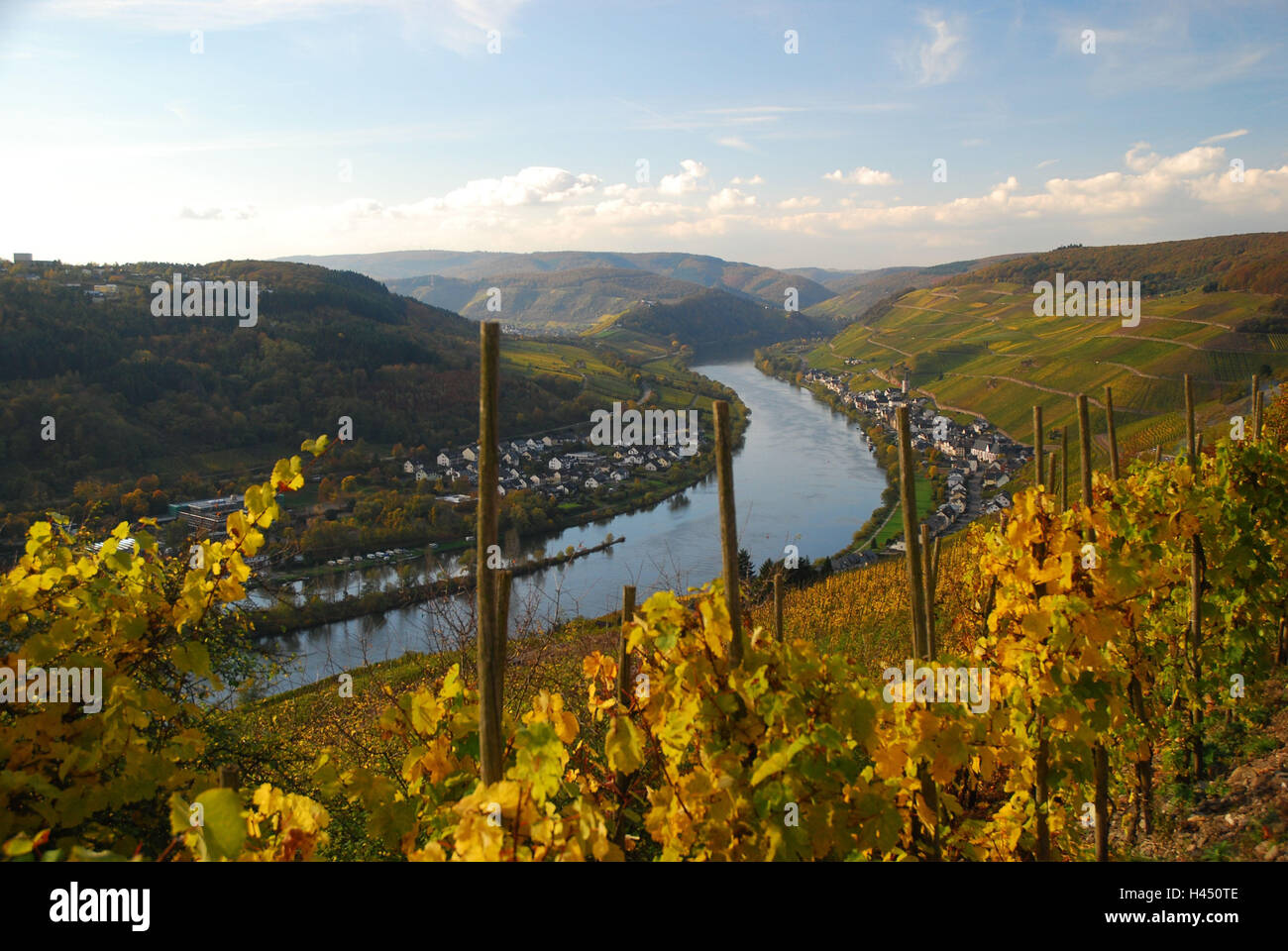 Zell merl mosel germany zell merl hi-res stock photography and images ...