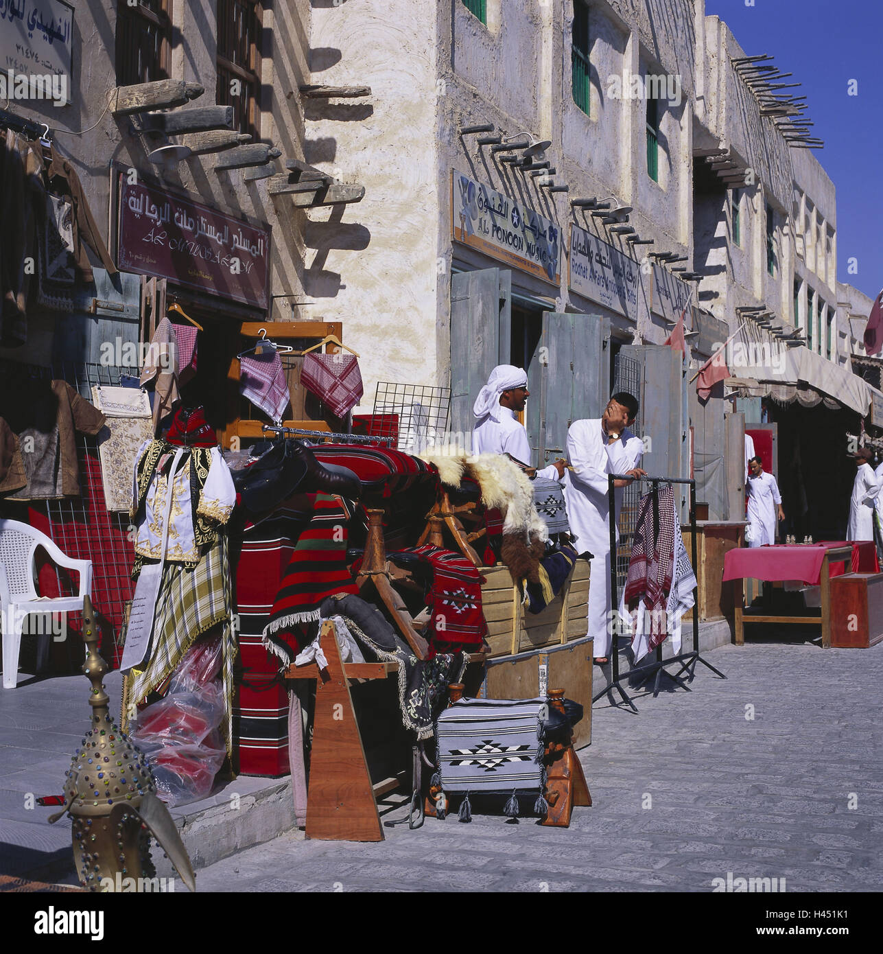 Qatar, Doha, Souq Waqif, shops, locals, no model release, sheikdom ...